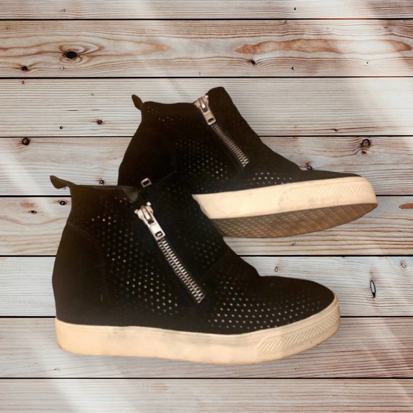 Steve Madden | Shoes | Steve Madden Mesh Wedgie Platform Sneakers ...
